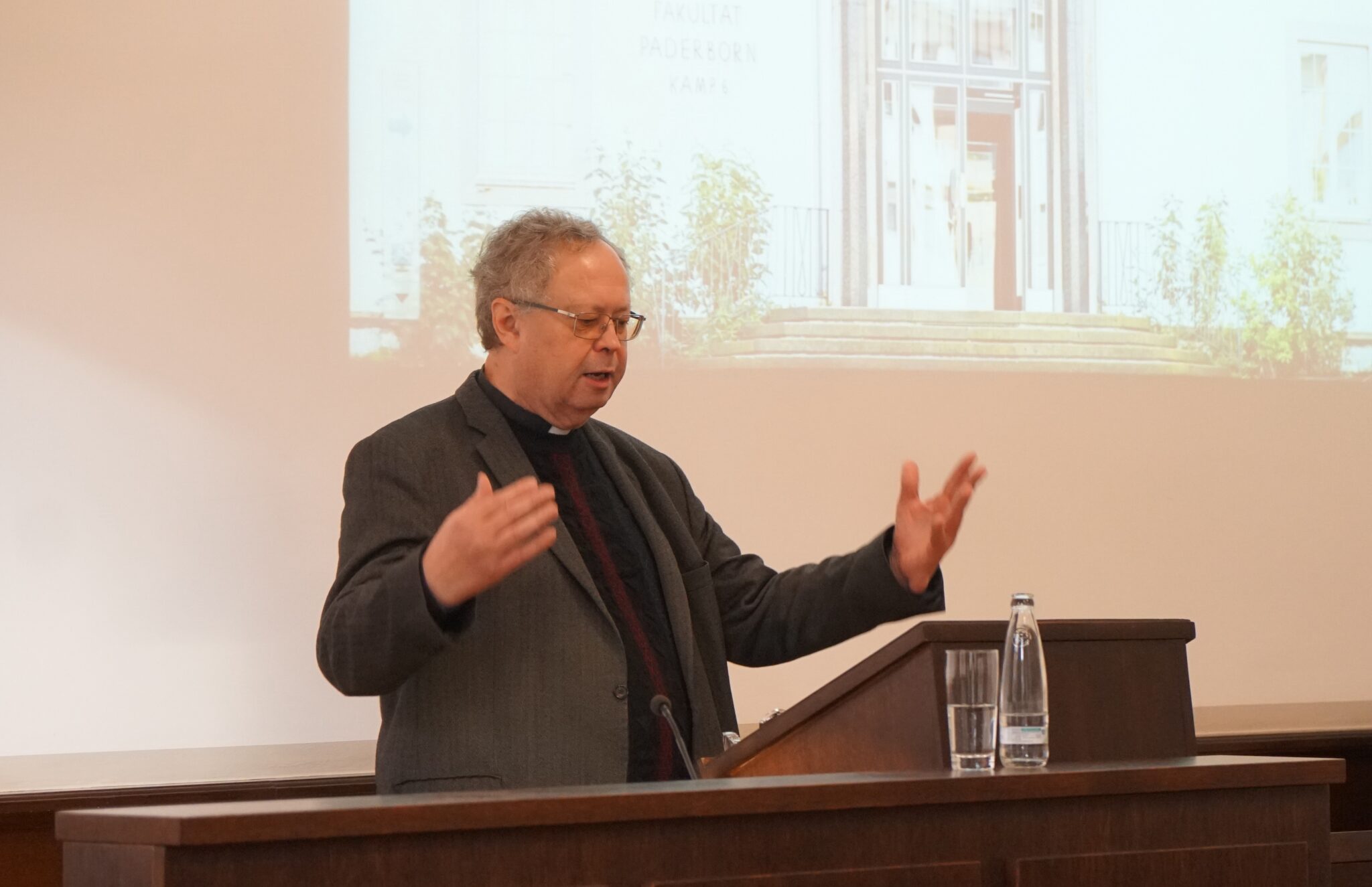 Synodale Kirche verstehen und leben - Theologische Fakultät Paderborn